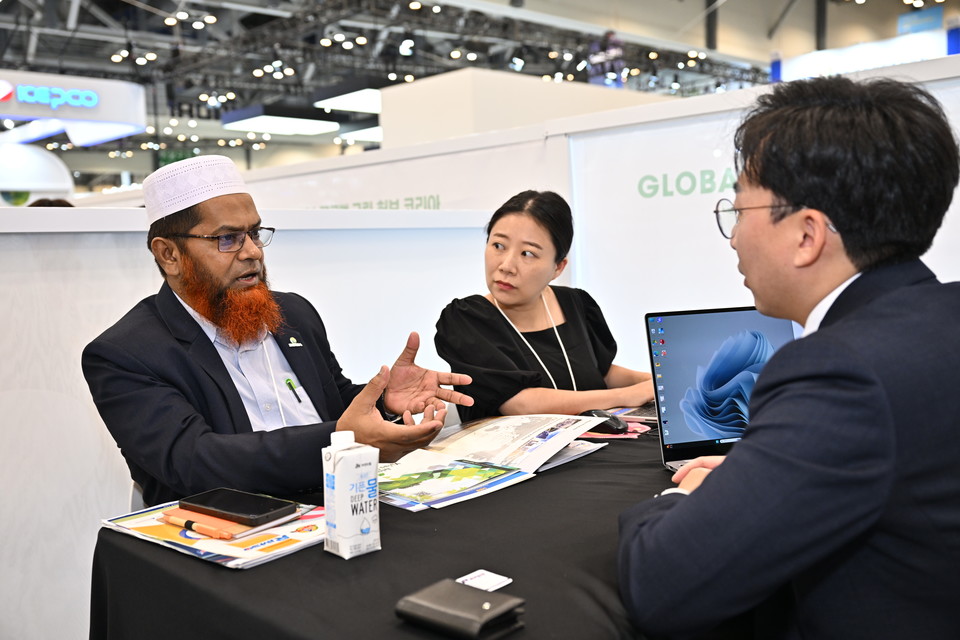해외 파트너쉽 구축으로 환경산업 글로벌 비즈니스 확대한다